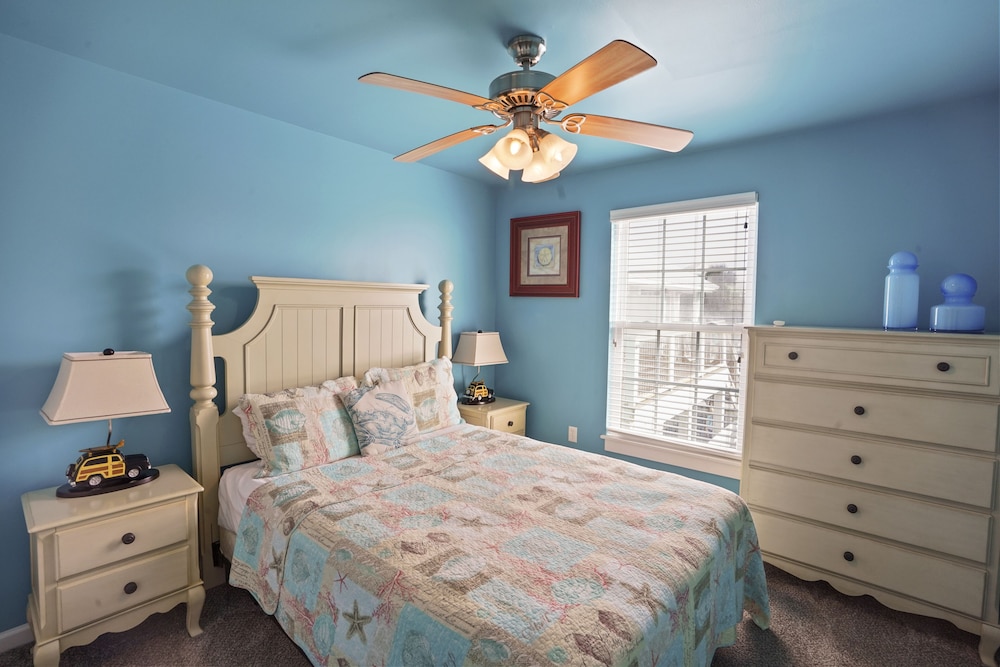4 Bed/4 Bath North Cape San Blas Beach Front Home - Steps to the Ocean ...