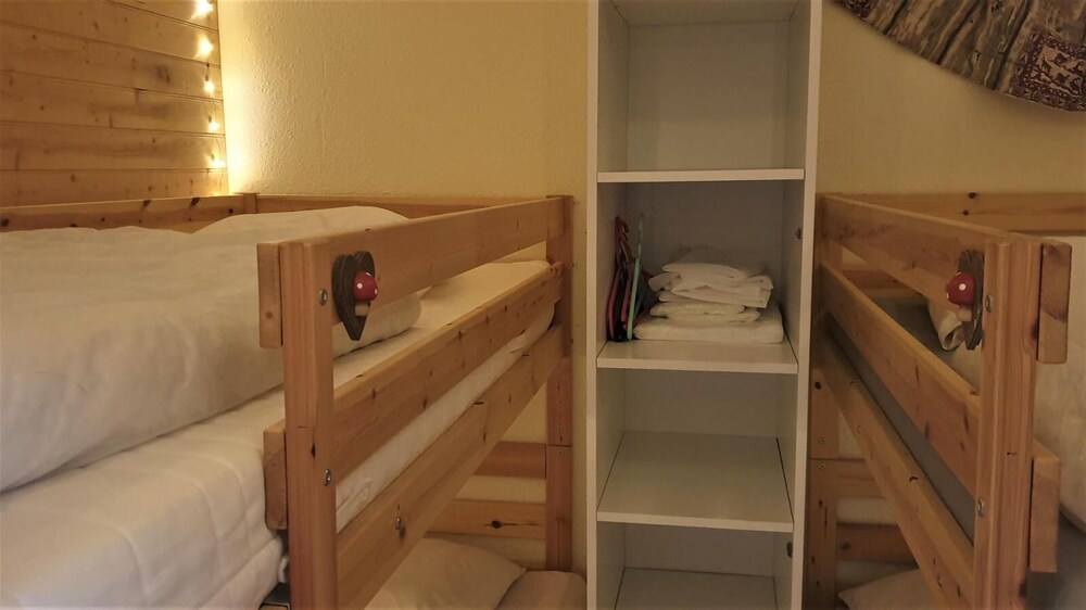 10m from ski slopes, balcony, tv, ski locker, 26m², La Plagne - Aime | Vrbo