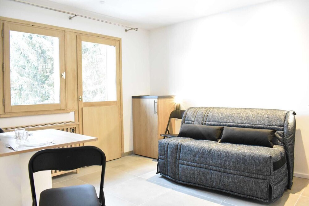 200m from shops, 4th floor, balcony, ski locker, 19m², Méribel ...