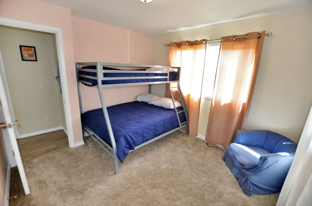 Atargatis "the first mermaid"; an updated & spacious home, close to ...