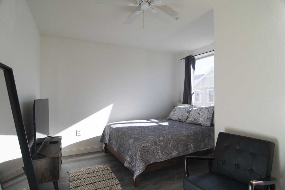 Monica’s Cheerful Retreat Townhouse - Boulder | Vrbo