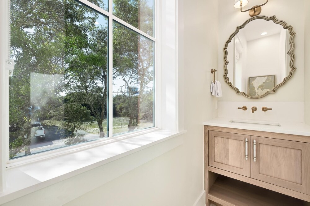 Book for Spring! Private Pool! Private Beach Access! LSV! Gulf Views ...