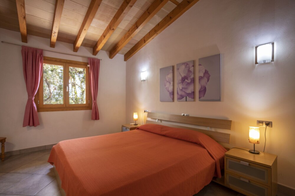 Villa Es Puchet - Buger | Vrbo