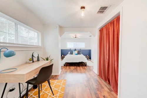 ◈ Mid-mod Studio ◈1 Bd/1 Bath◈near Ttu ◈ - Lubbock