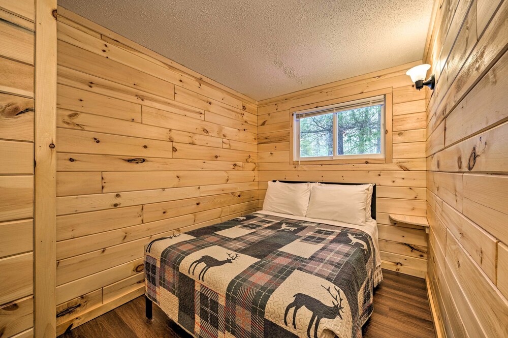 Cabin in The Huron-Manistee National Forest! - Wellston | Vrbo