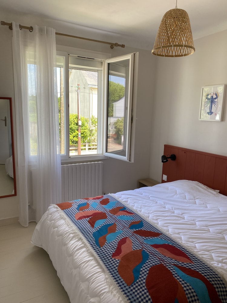 House Saint Marc sur Mer 15 min walk from the beach near La Baule ...