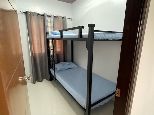 Nagwaling Town Home/bungelows & Event Center - Bataan