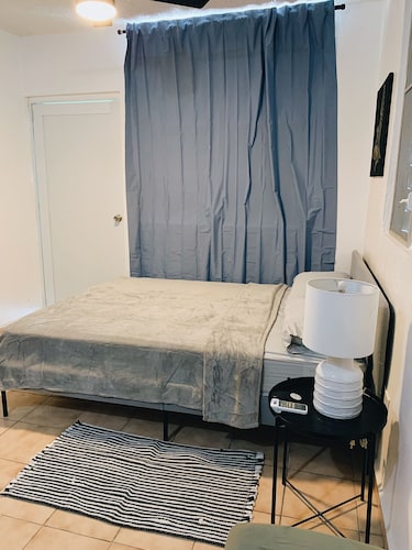Warm & Cozy Studio - Best Location In Ponce - Ponce