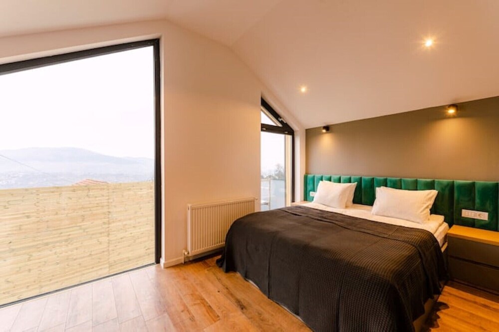 Moon Hyperion 3 - Comarnic | Vrbo