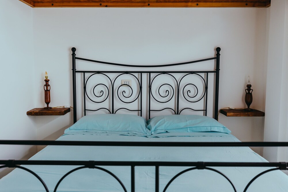 Heart of Ognina - Veliero - Apartment with sea view - Ognina | Vrbo