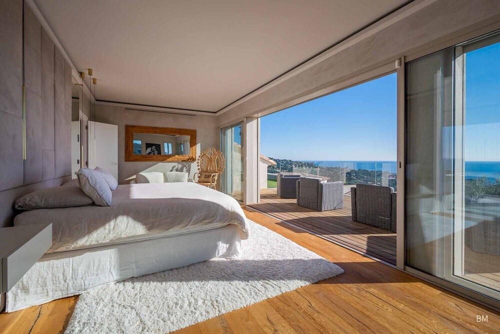 Villa Les Garennes - High standing villa - Roquebrune-sur-Argens | Vrbo