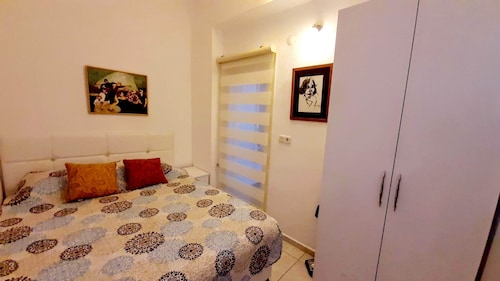 Deniz Manzaralı Ve Teraslı, Merkeze Yakın Daire - Fethiye