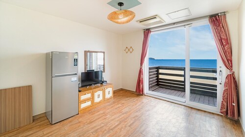 Taean Awesome Khan Pension - Incheon