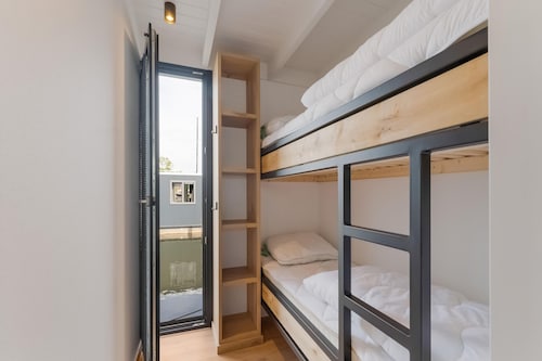 75 M² Appartement ∙ 2 Slaapkamers ∙ 4 Gasten - Stavoren