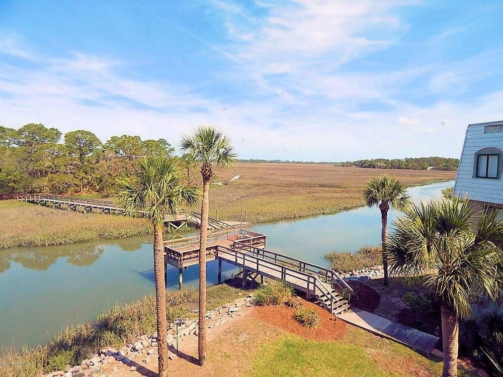 180 Beach Club Villa Reviews, Deals & Photos 2026 - vrbo.com