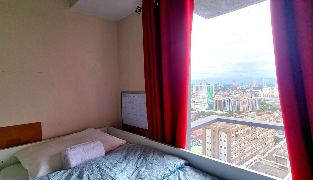 Great View with Balconies inside Araneta City - Quezon City | Vrbo