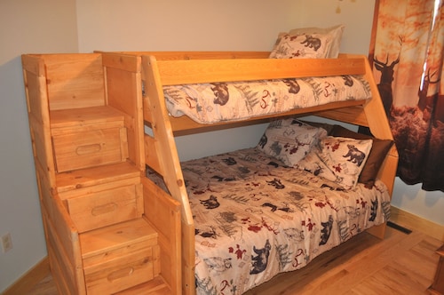 Elk Ridge Vacation Home (@Restmore Inn), Hill City - Hill City, SD