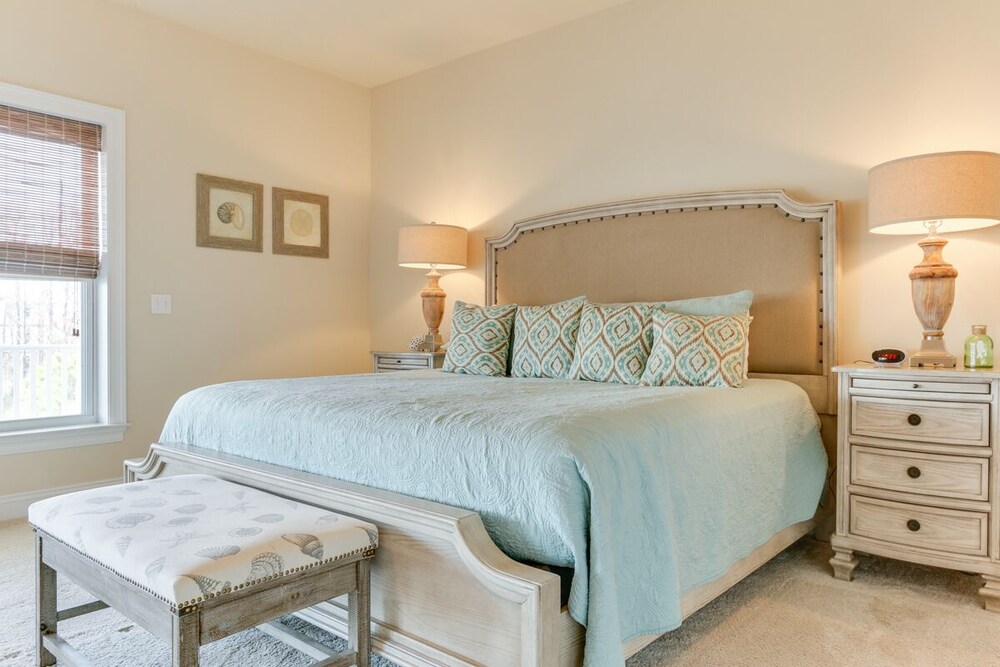 Book for Spring Break! Dog-Friendly! Private Pool! Gulf Views! Walk to ...