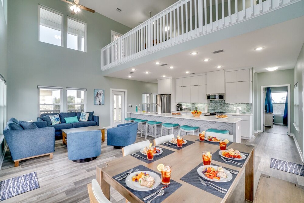 Book Now for Fall Stays! Dog-Friendly! Community Pool Access! Steps to ...