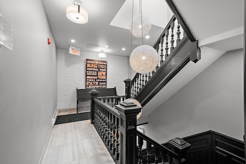 2055 Bishop - Montreal