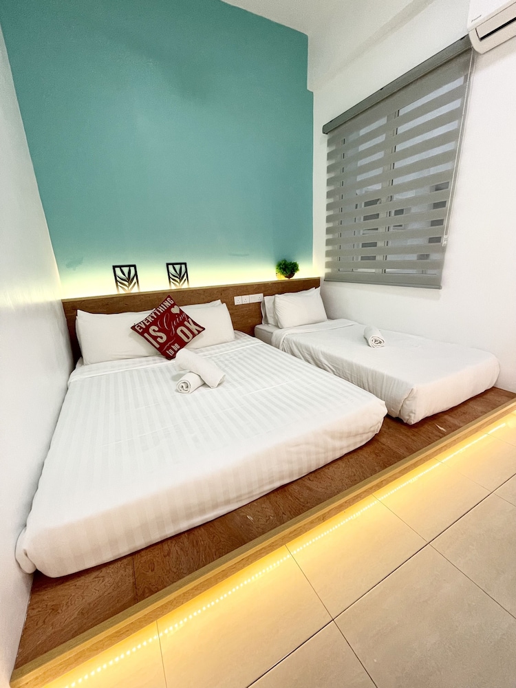 Rooftop Swimming Pool with Seaview Apartment - Langkawi | Vrbo