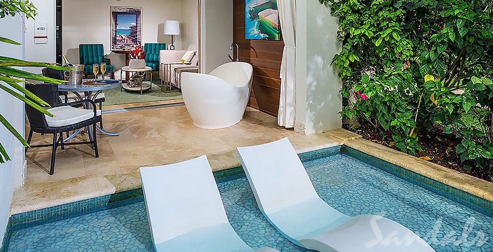 2 Best Swim-Up Suites In Barbados - Updated 2022 | Trip101