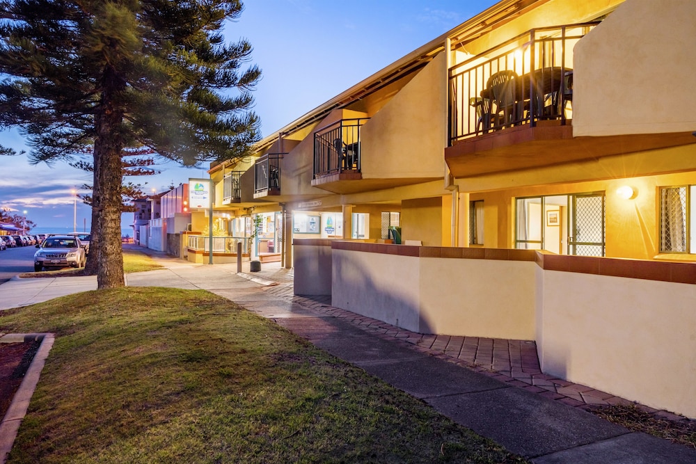 Cottesloe Beach Chalets in Perth | Best Rates & Deals on Orbitz