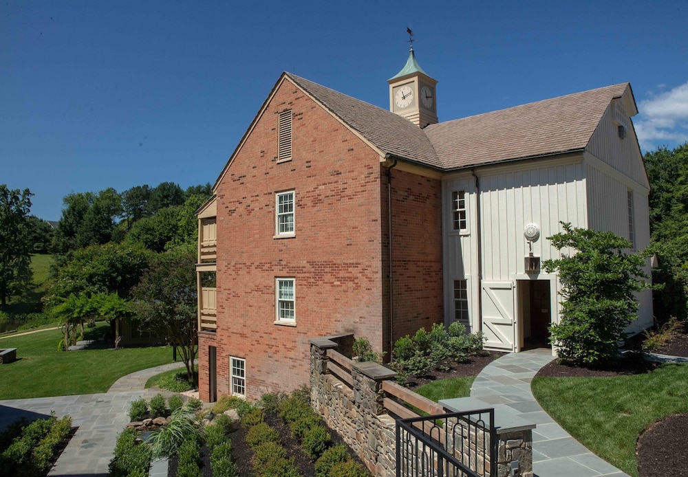 Boar's Head Resort in Charlottesville | Best Rates & Deals on Orbitz