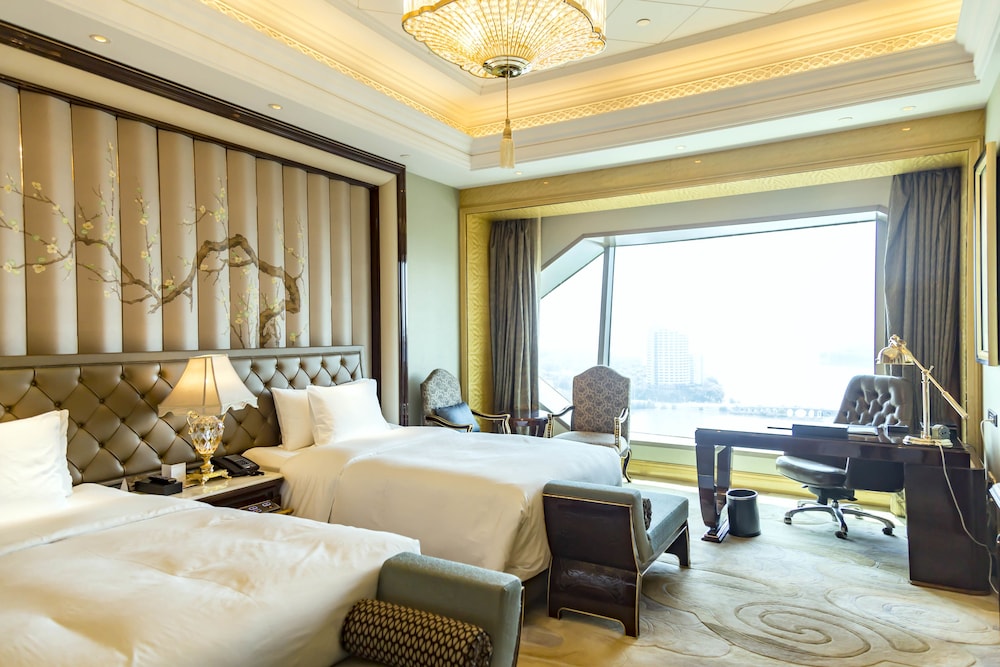 Wanda Reign Wuhan: AU$198 Deals & Reviews (Wuhan, CHN) | Wotif