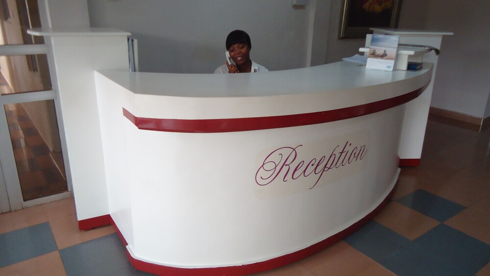 Wadoma Royale Hotel, Kumasi: $33 Room Prices & Reviews | Travelocity