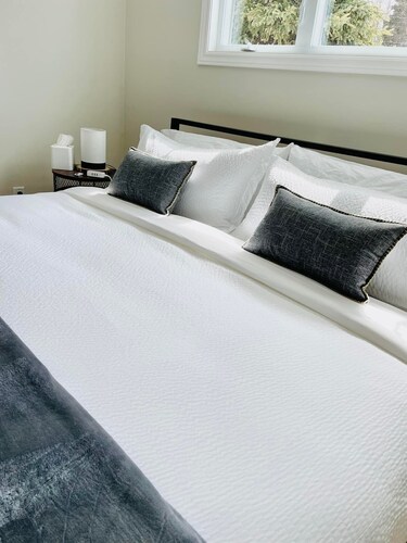 Cozy Single Level Exec Stay 100% (150+) 5* Reviews - Marathon
