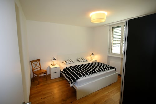 Enjoy Your Holiday On The Lake Between Switzerland And Italy - Brissago