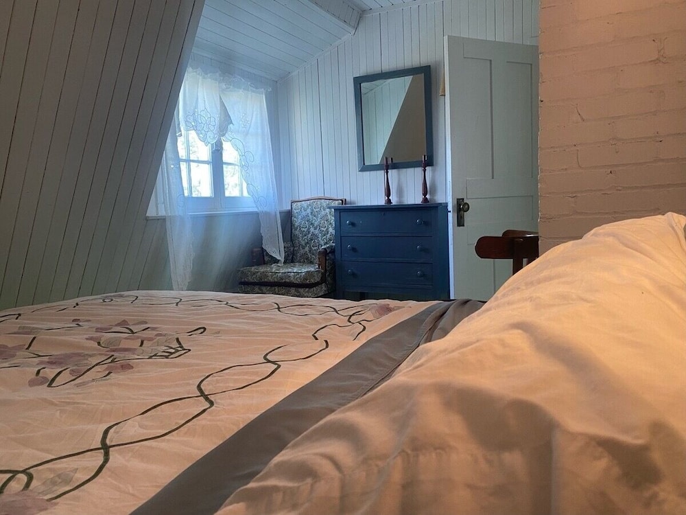 Charming cottage in La Malbaie Charlevoix - Pointe-au-Pic | Vrbo