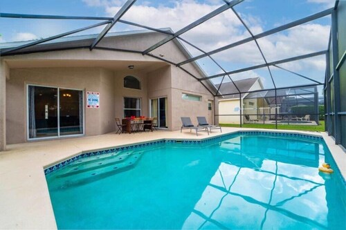 Spacious 4br Pool Home - Near Disney & Universal - Kissimmee, FL