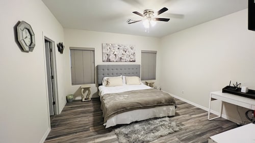 Cozy Home Away From Home - Laughlin, NV
