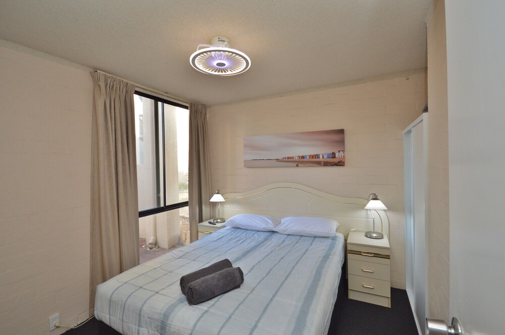 Riverview Holiday Apartment 28 - Ground Floor - Kalbarri WA - Kalbarri ...