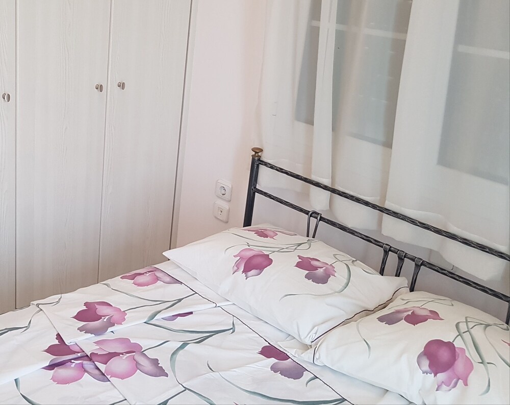 Silver Villa Raches, Sky Maisonette, 2 Floor Villa - Stylida | Vrbo