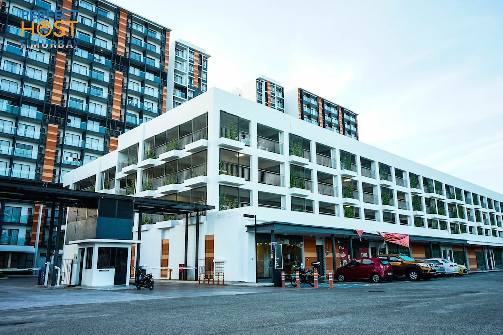 Timurbay beachfront by Perfect Host Reviews, Deals & Photos 2025 - vrbo.com