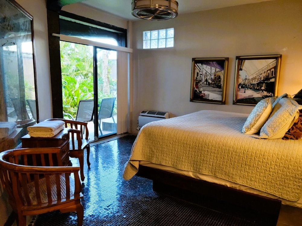 Five Villa Estate with 10 Ensuite Bedrooms and Multiple Pools for 20 ...