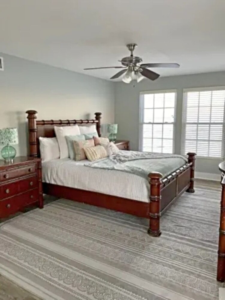 4 Bed/3 Bath North Cape San Blas Beach Front Home - Steps to the Water ...