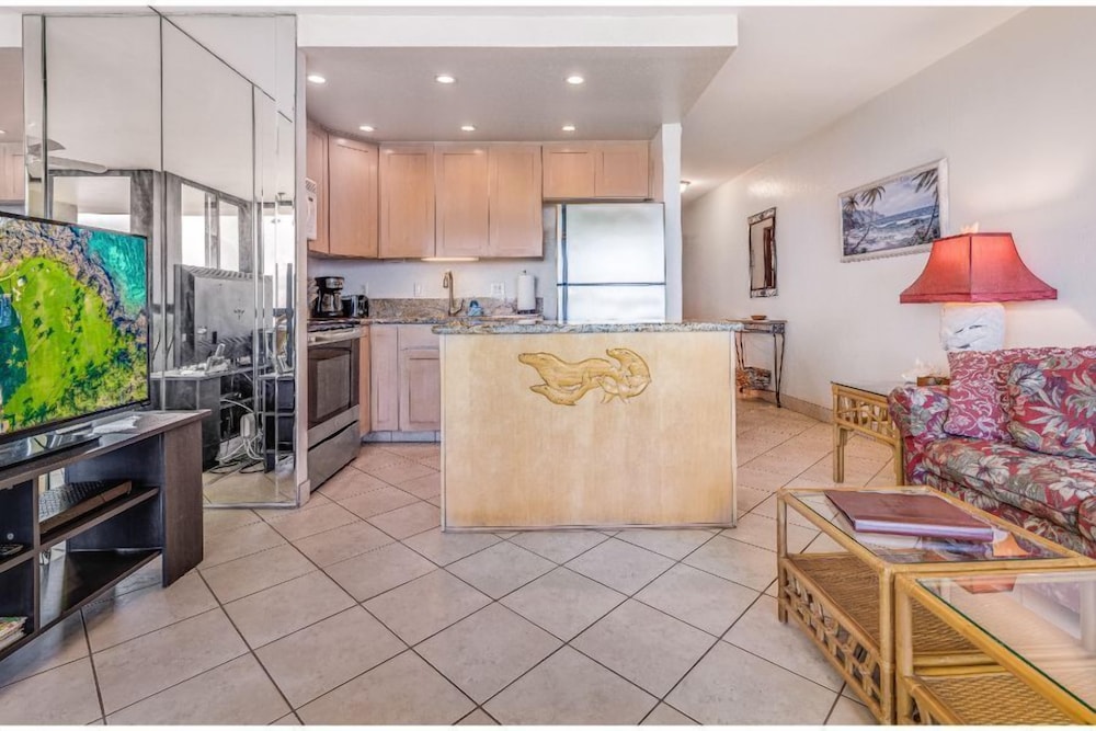 Kihei Surfside #609: Oceanfront Gem with Stunning Views and Comfort ...