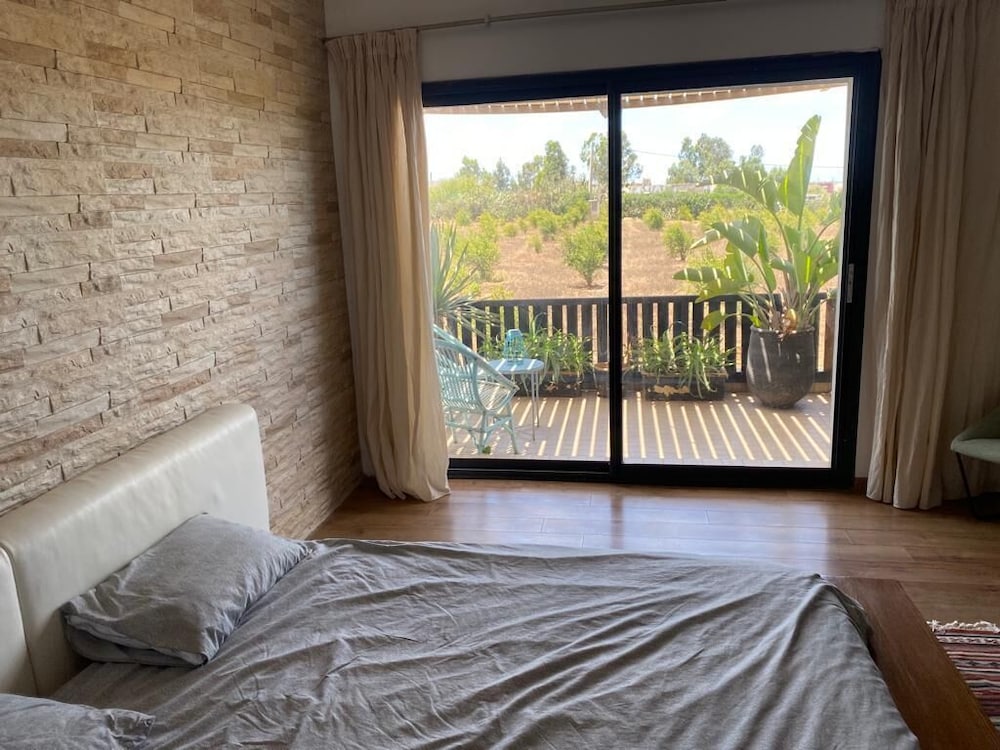Villa Moderne Avec Piscine en Pleine Campagne à 40 min de Casablanca ...