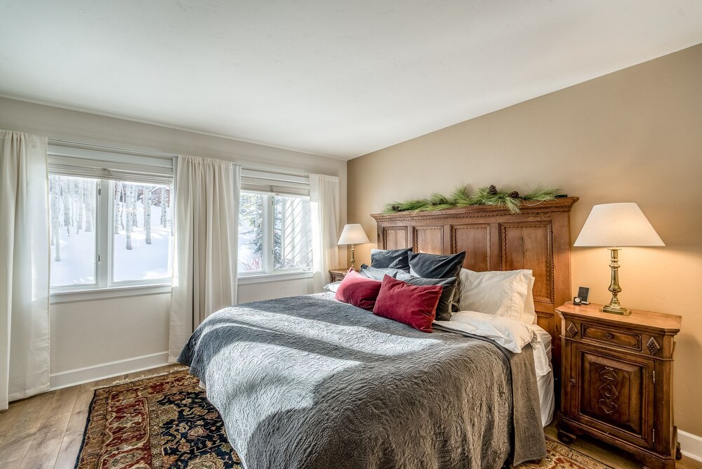 Private 5 Bedroom East Vail Getaway by Gorecreek Rentals - Vail | Vrbo