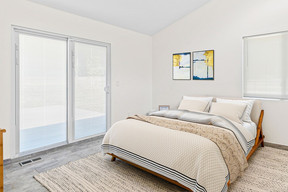 Modern home with large deck, firepit, enclosed yard, & immaculate ...