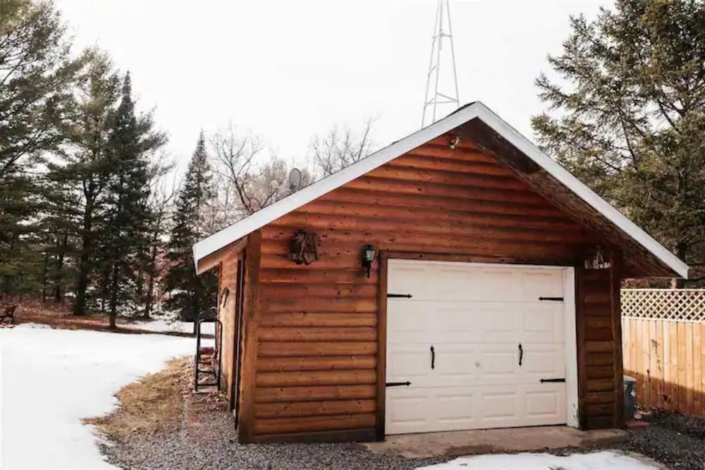Luxury Cabin by Castle Rock Lake/Wisconsin Dells!! - Dellwood | Vrbo