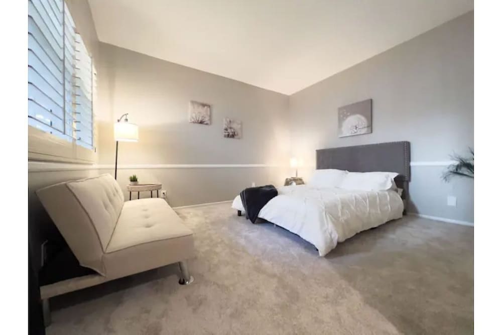 Serenity by South Coast Plaza - Santa Ana | Vrbo