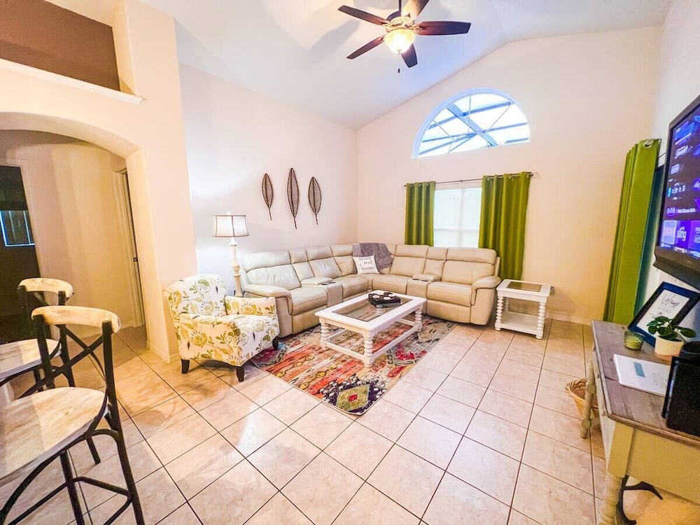 Beautiful Vacation Pool Home w/ Game Room near Theme Parks: Sleeps 10 ...