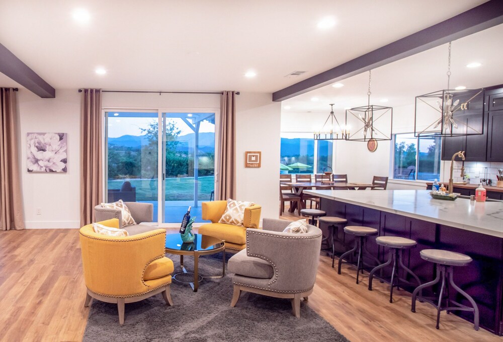 Resort Style Ranch/infinity pool for family - Valle De Los Caballos | Vrbo