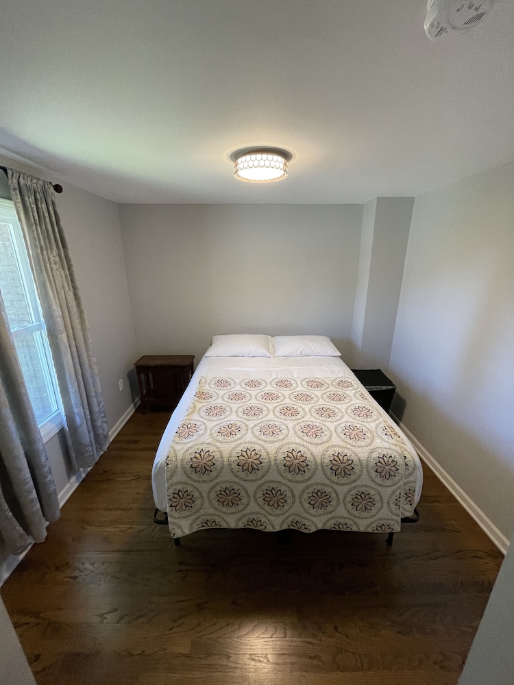 Charming home with a pool - Michigan City | Vrbo