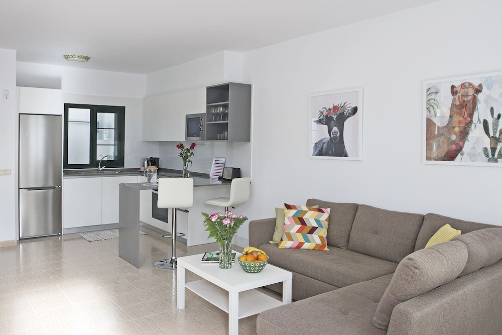 BRIGHT HOUSE WITH HEATED POOL 207 - Montaña Roja | Vrbo